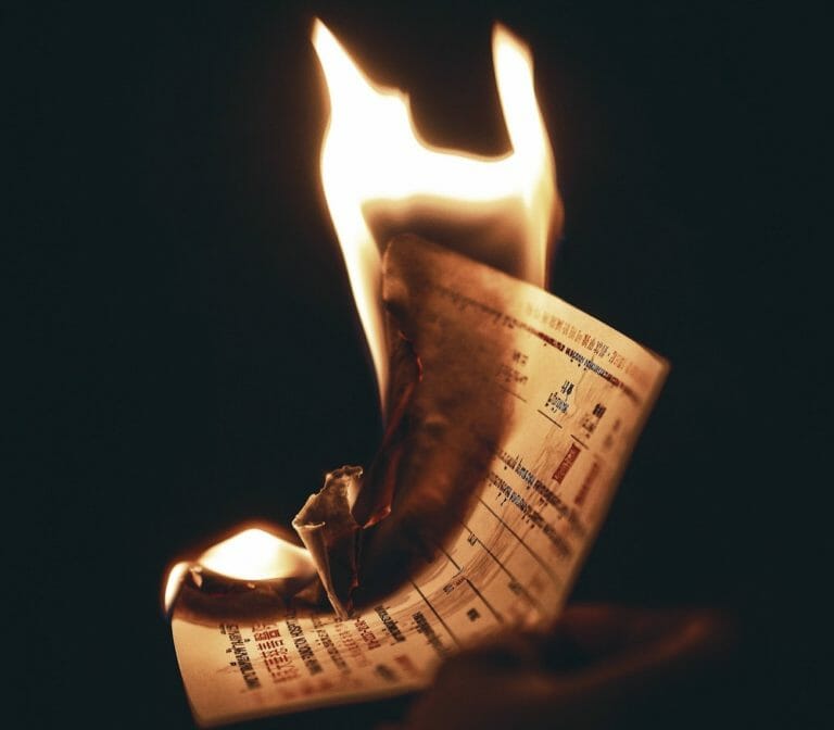 at-what-temperature-does-paper-burn-ignite-combust-sconfire