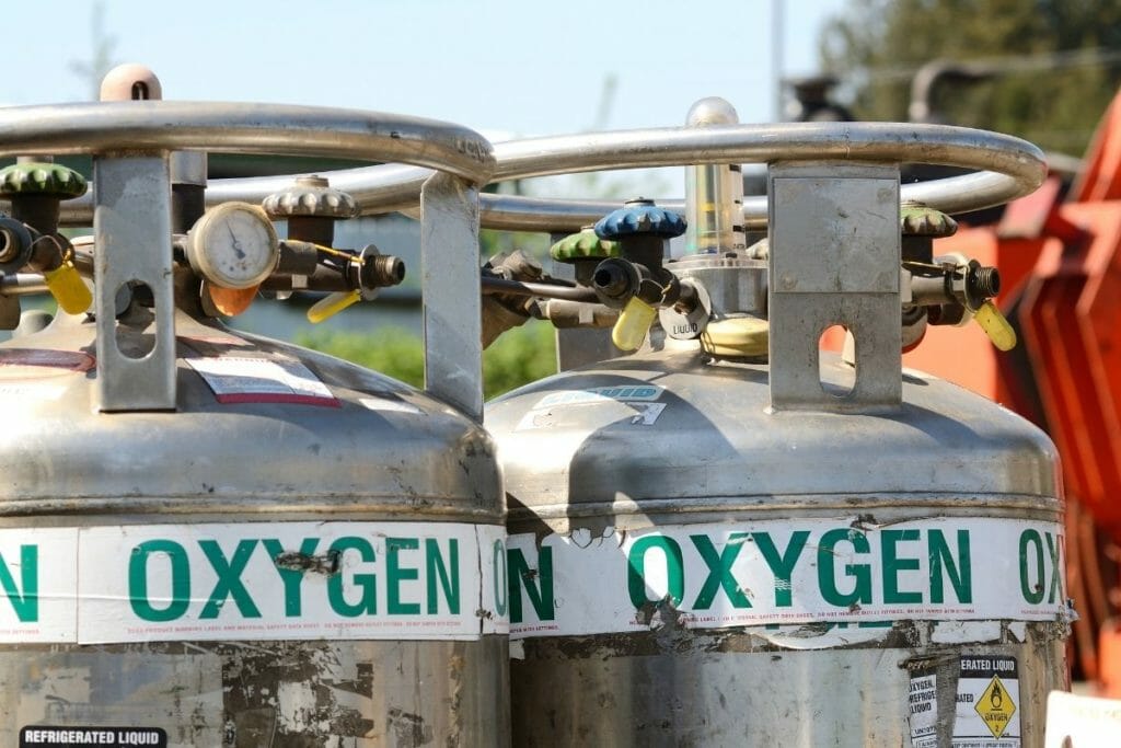 Is Oxygen (O2) Flammable?